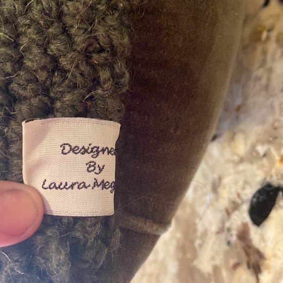 Chandler 4 Corners | Accents | Rare Chandler 4 Corners Laura Megroz ...